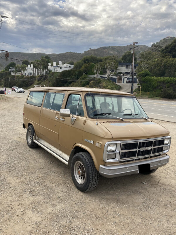 1984 GMC Bus 2WD - Vanlife Trader