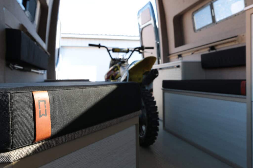 19' Mercedes Sprinter 2WD (Brand New Premium Build by Rig Wright ...