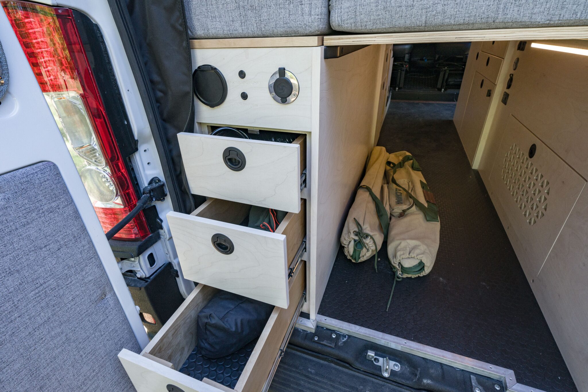 2021 Dodge RAM Promaster 159″ NEW CONVERSION! - Vanlife Trader