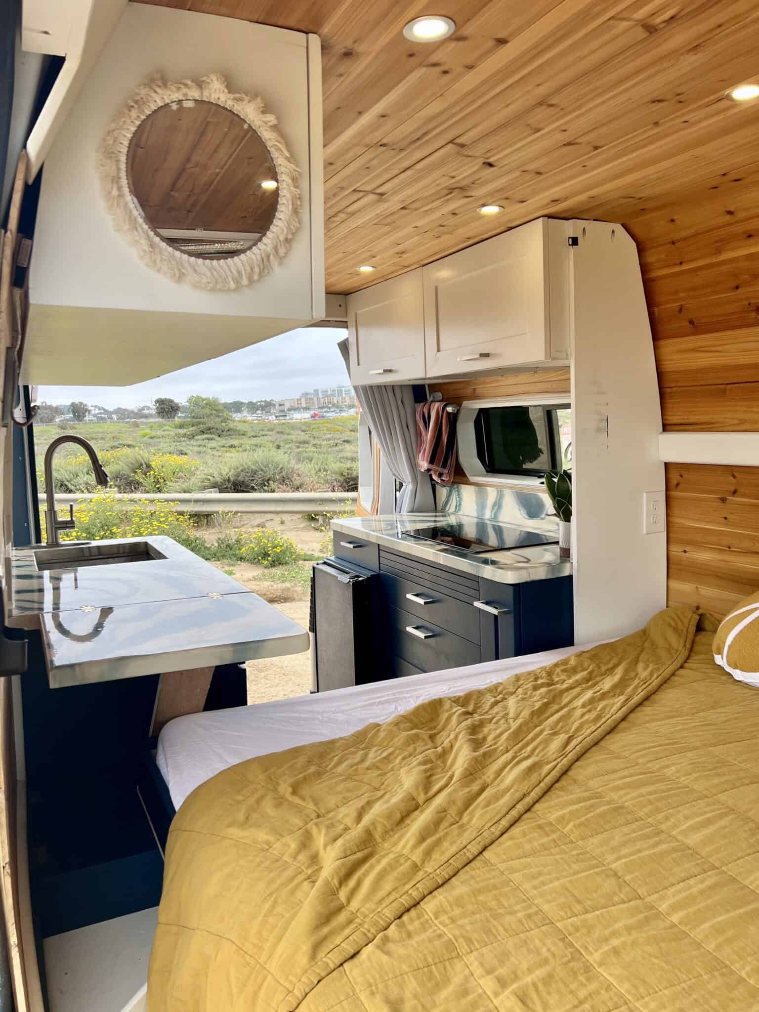 MOTIVATED!!! Custom Pro Build! Murphy Bed! Promaster 2019 - Vanlife Trader