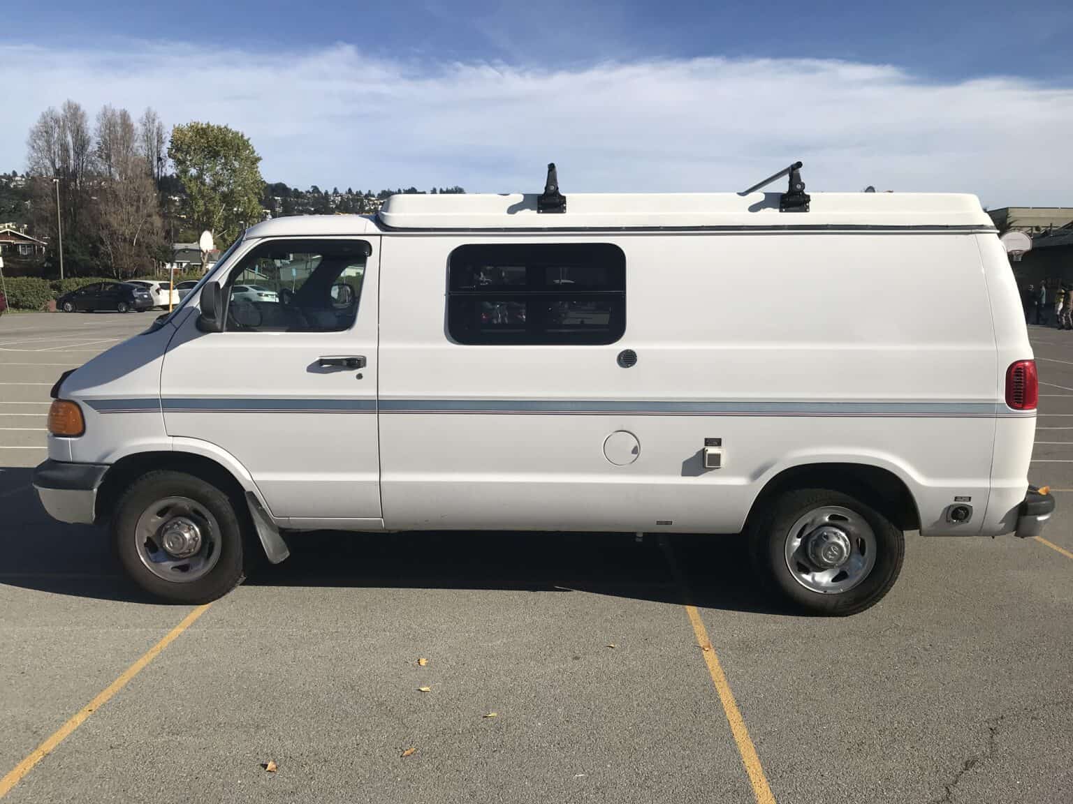 2002 Dodge Sportsmobile Conversion Van - Vanlife Trader