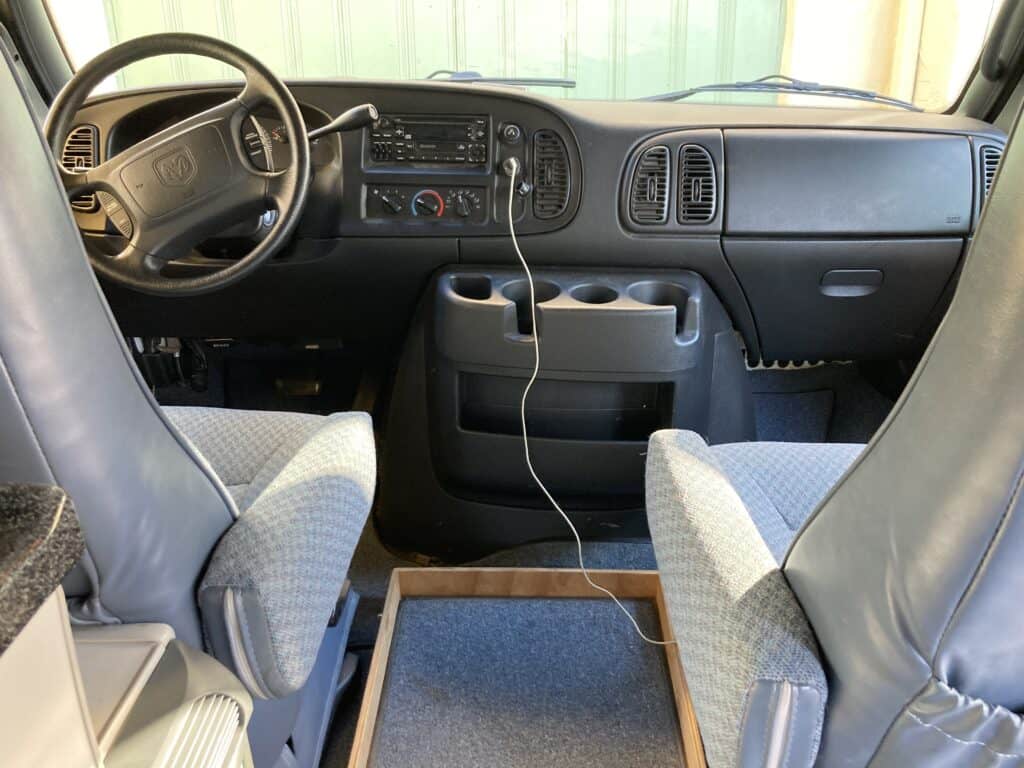 2002 Dodge Sportsmobile Conversion Van - Vanlife Trader