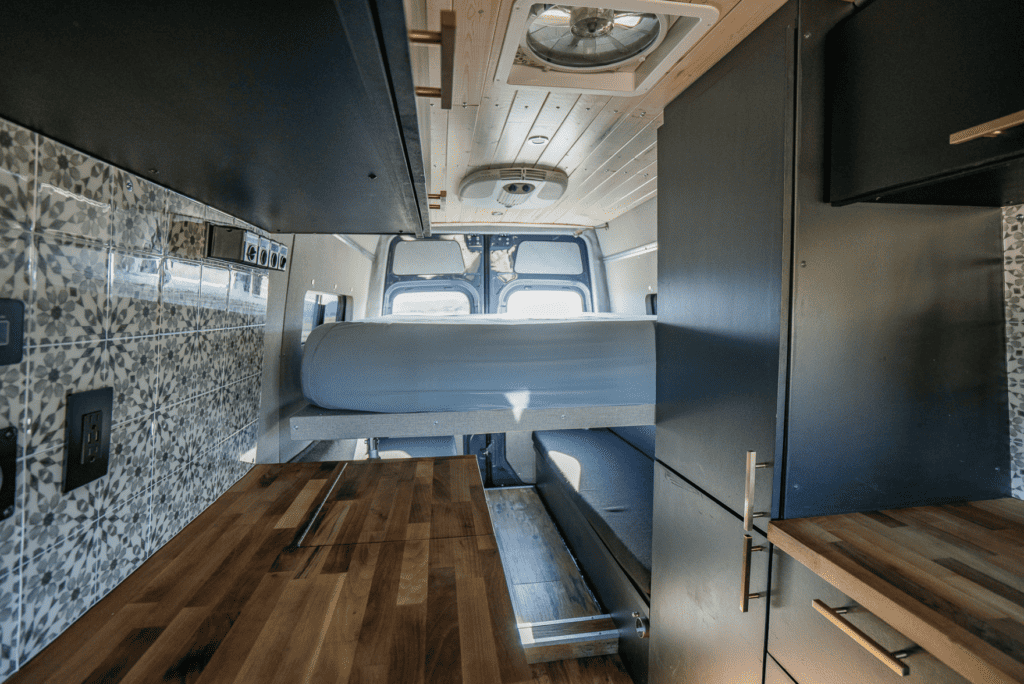 The Mount Hood: 2019 Mercedes Sprinter 4×4 - Vanlife Trader