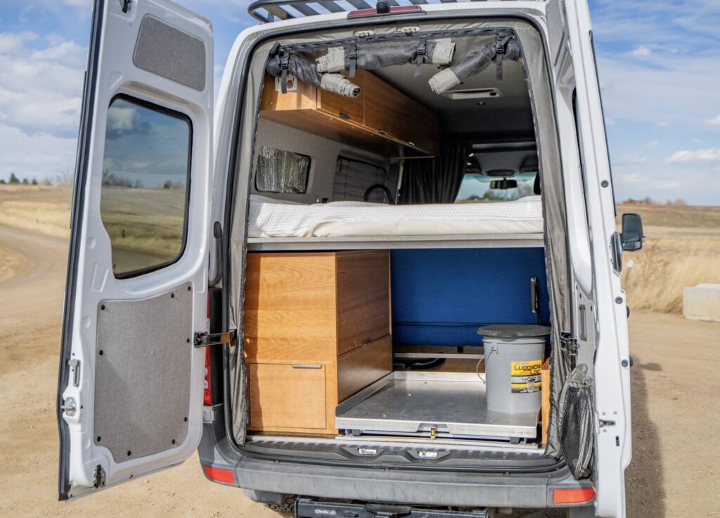 The Highlands: 2017 Mercedes Sprinter 2WD - Vanlife Trader