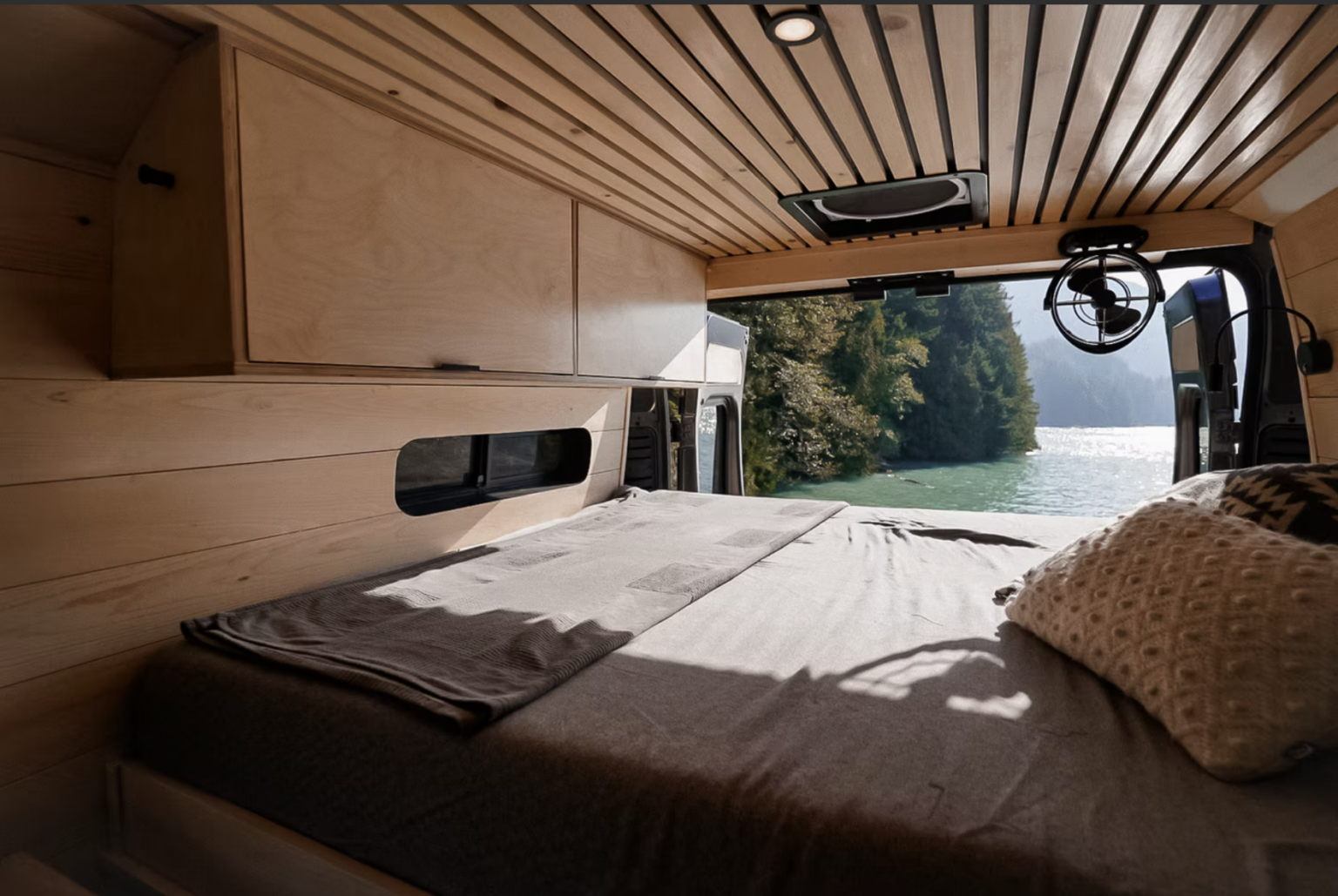 Wonder Vans - Vanlife Trader