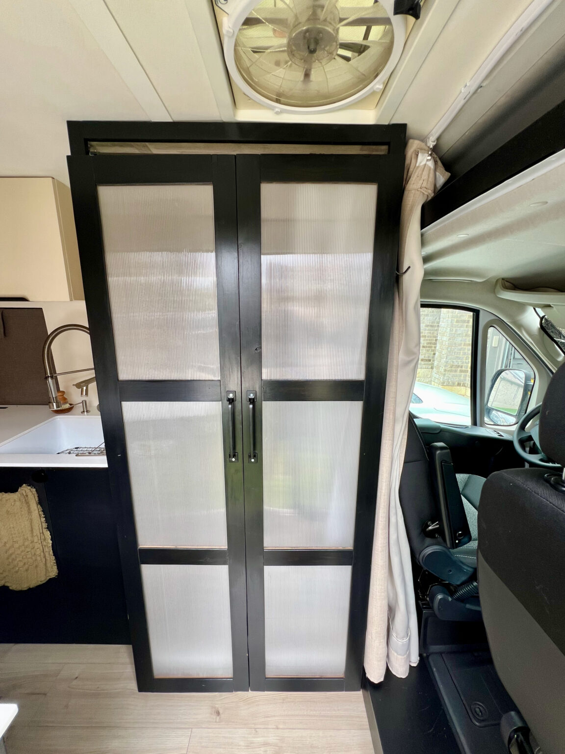 ’21 Ram Promaster 2500 159″ – Beautiful! w/ Amenities & Accessories ...