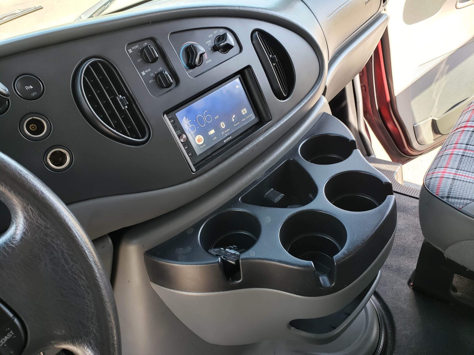 2008 Ford Econoline 4×4: Dual Personality Van!! - Vanlife Trader