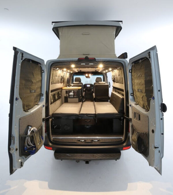 2017 Mercedes Freightliner Sprinter 4×4 - Vanlife Trader