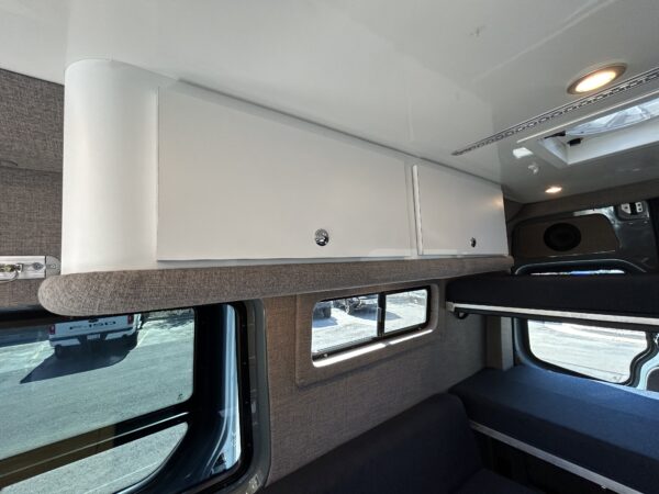 Loaded 4WD MB Sprinter – 170 Extended – Sleeps 4 / Seats 10! - Vanlife ...