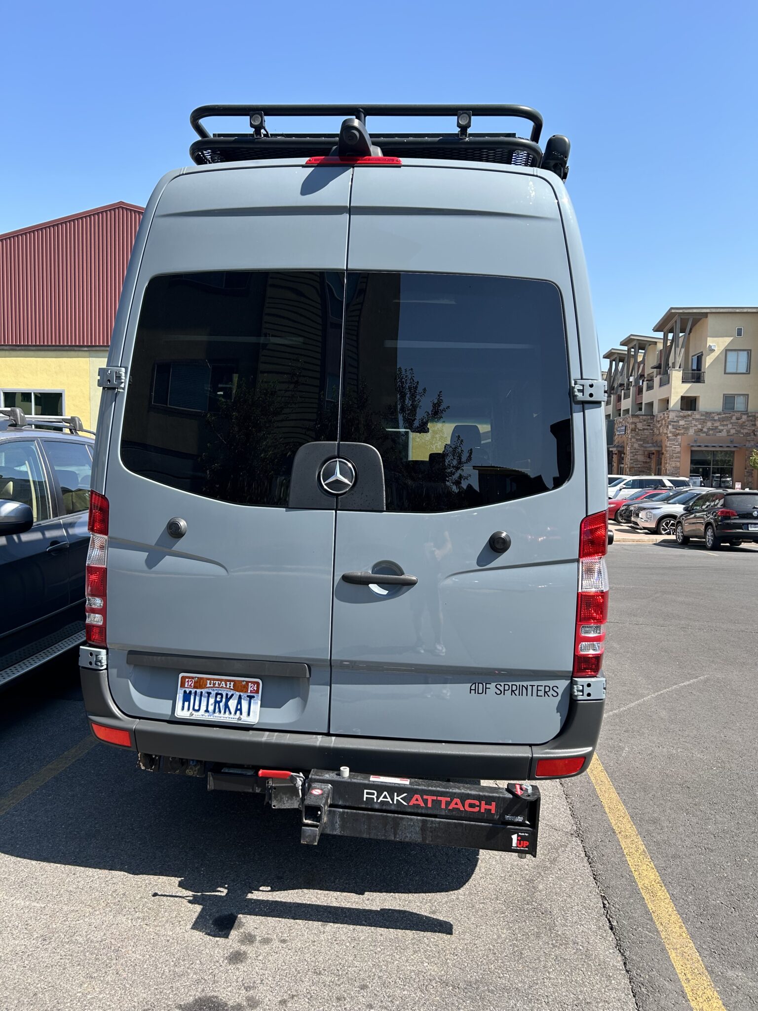 Loaded 4WD MB Sprinter – 170 Extended – Sleeps 4 / Seats 10! - Vanlife ...