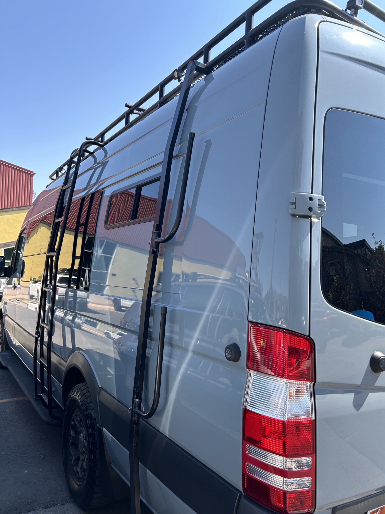 Loaded 4WD MB Sprinter – 170 Extended – Sleeps 4 / Seats 10! - Vanlife Trader