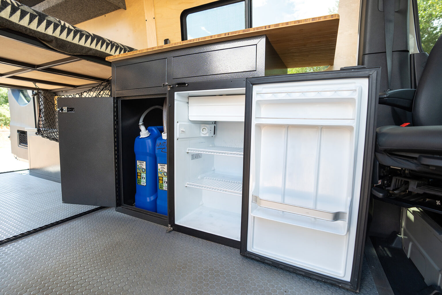 2020 Mercedes-Benz Sprinter 144″ 4×4 – Vanworks Basecamp - Vanlife Trader