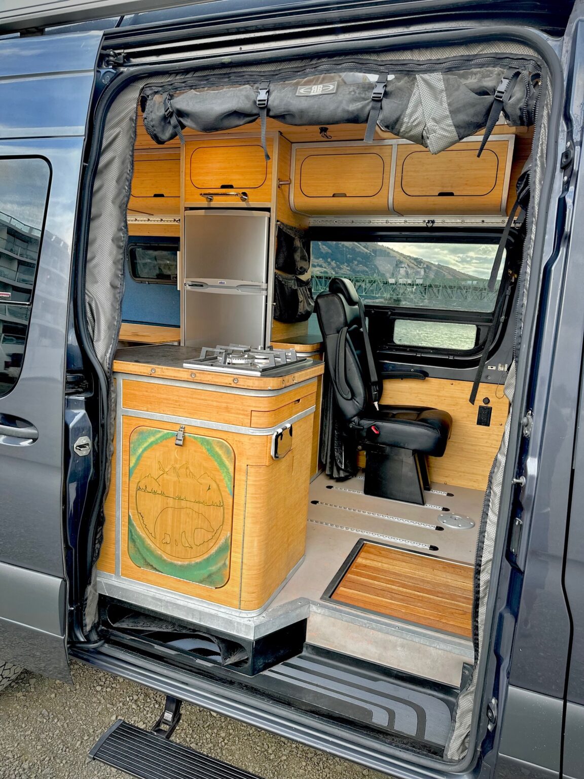 2020 Mercedes Sprinter 4×4 - Vanlife Trader