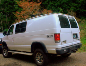 2014 Ford E-250 4×4 Quad Van - Vanlife Trader