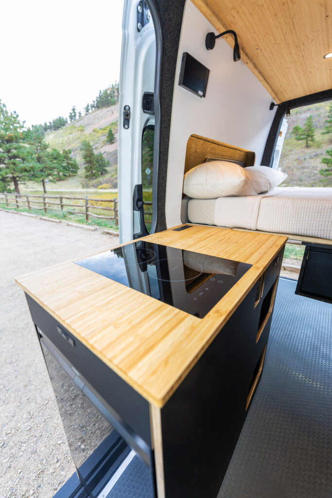 2021 Geotrek Convoy – Mercedes Sprinter 144 - Vanlife Trader