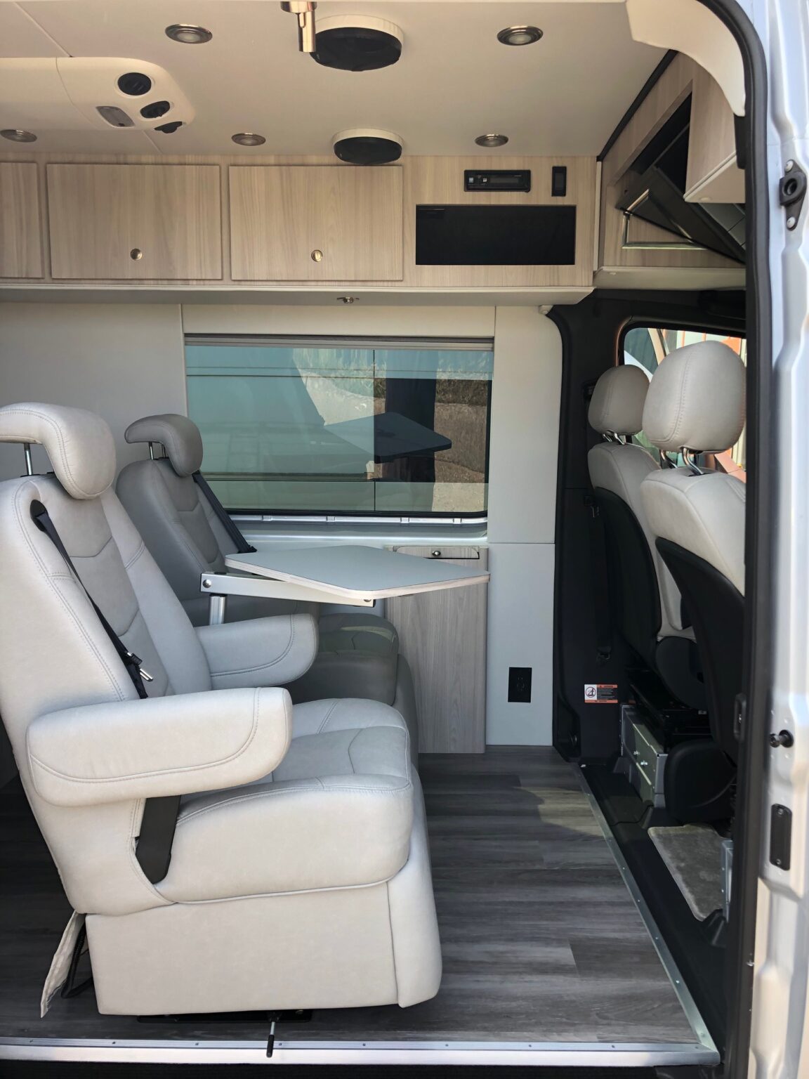 2019 Mercedes Sprinter 4×4- Luxury Upfit less than 7k miles - Vanlife ...