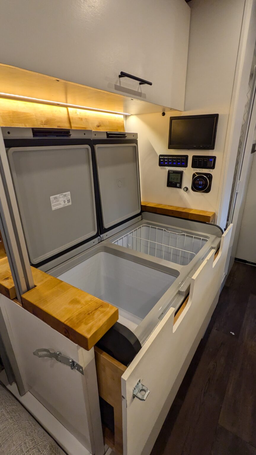Price Reduced – 4 Season Off Grid – 2016 Ford Transit HR Ext 2WD ...