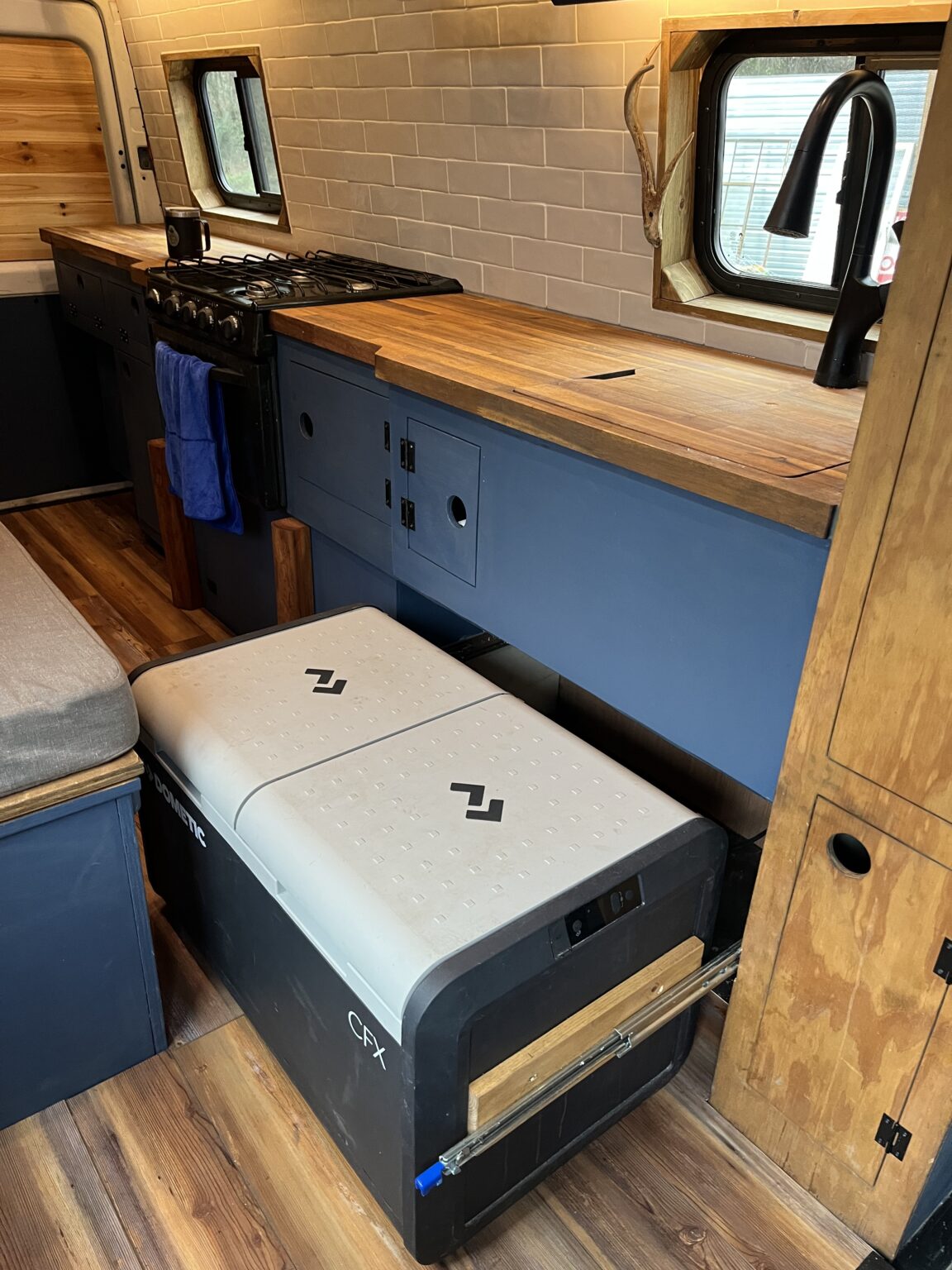 T1N Mercedes Sprinter Cedar Cabin - Vanlife Trader