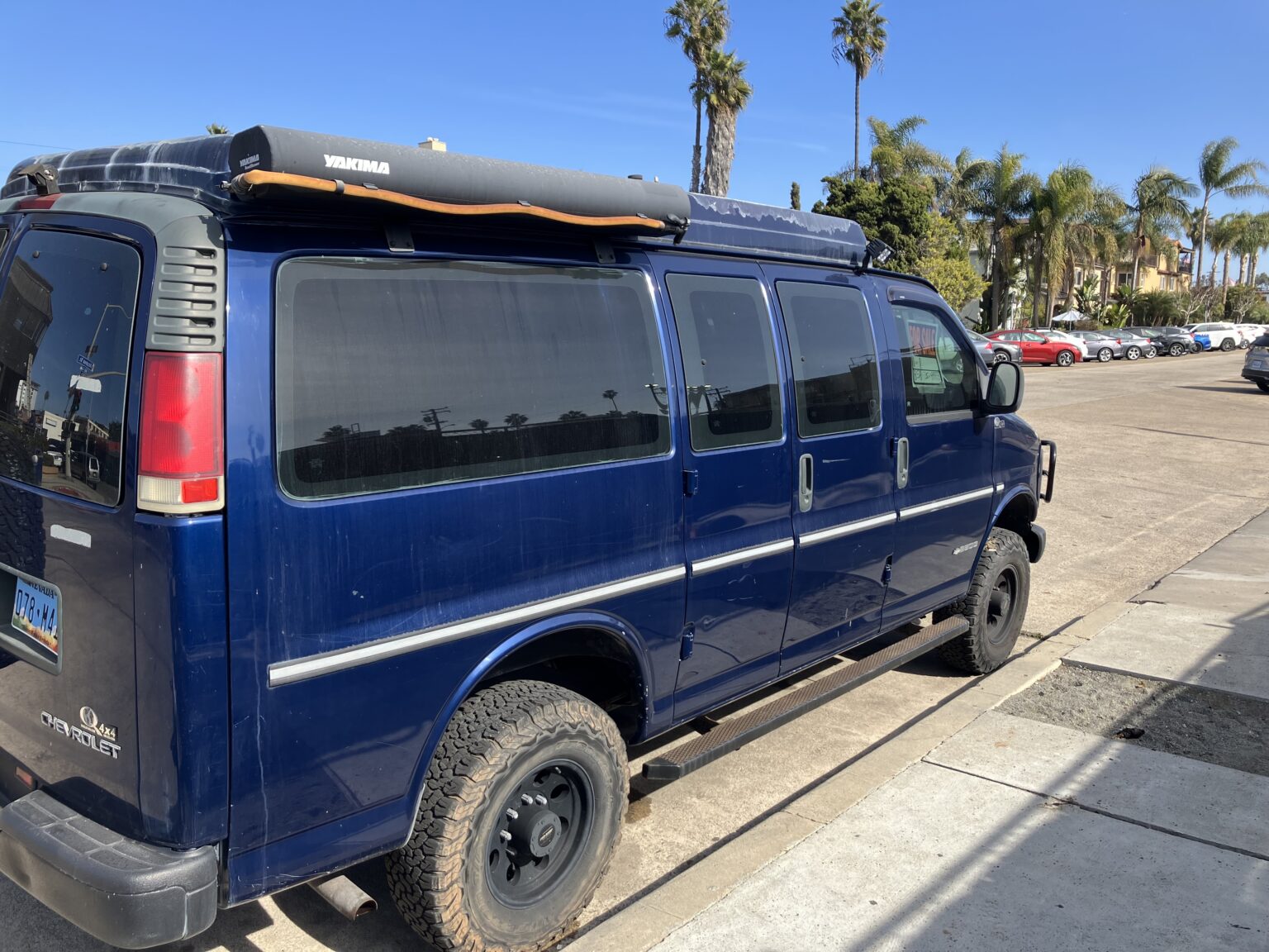 2000 Quigley 4×4 Sportsmobile Chevrolet Express Van - Vanlife Trader