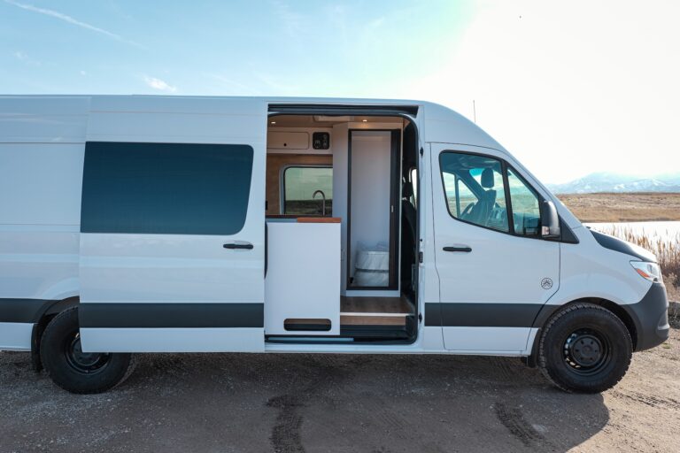 VanCraft - Vanlife Trader