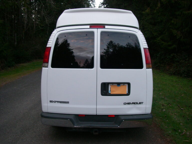 2000 Chevrolet Express Conversion van - Vanlife Trader