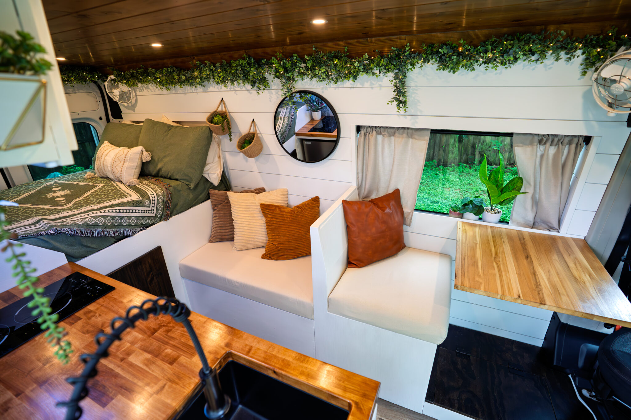 [UNDER DEPOSIT] 2019 Ram Promaster 159 – Jimmy & Natalie - Vanlife Trader