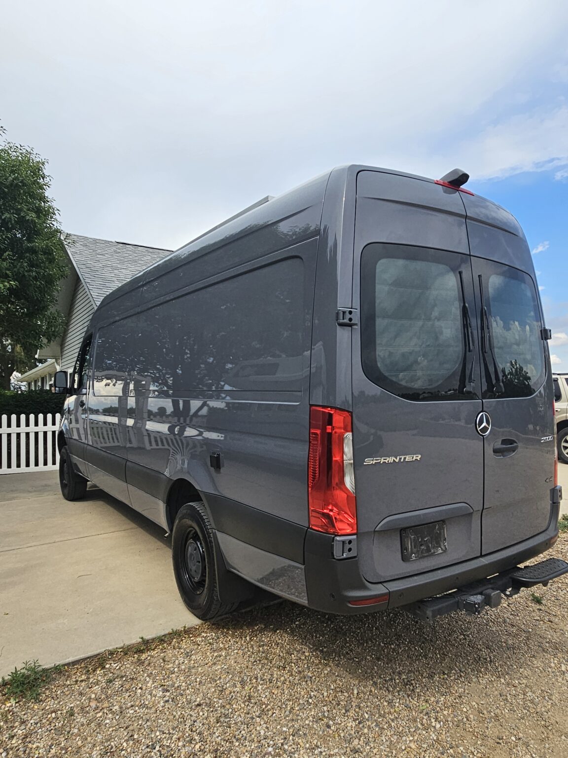 2022 Sprinter 170 4×4 | 10kWh Victron | Hydronic Floor - Vanlife Trader