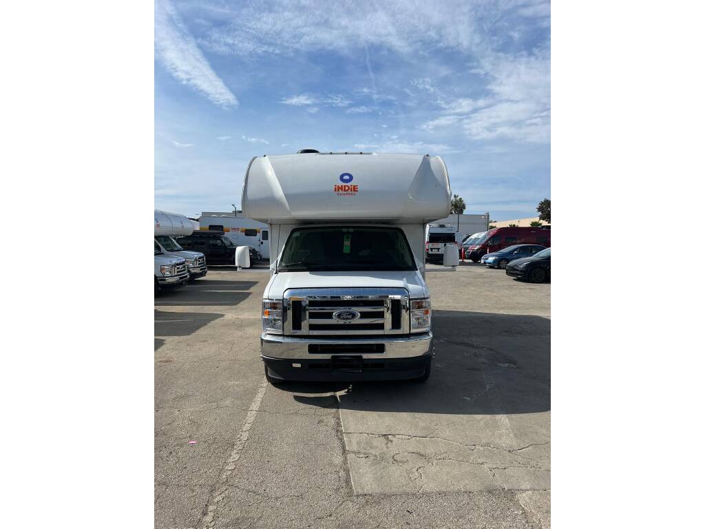 Ford E-350 Motorhome • L3H2 • Diesel • Fully Equipped•Self-Contained ...