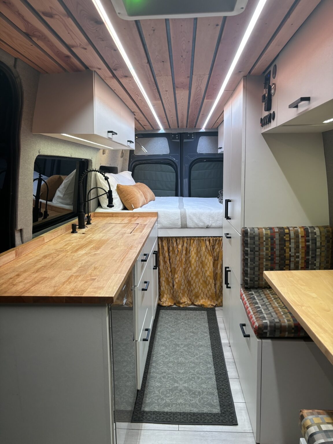 🚐 2020 Mercedes-Benz Sprinter 170 4×4 – Adventure-Ready! - Vanlife Trader