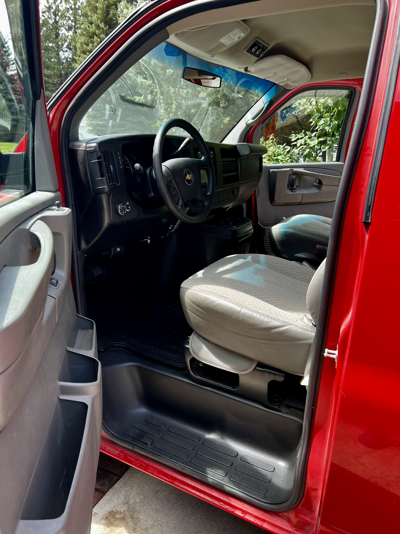 2010 Chevrolet Express AWD - Vanlife Trader