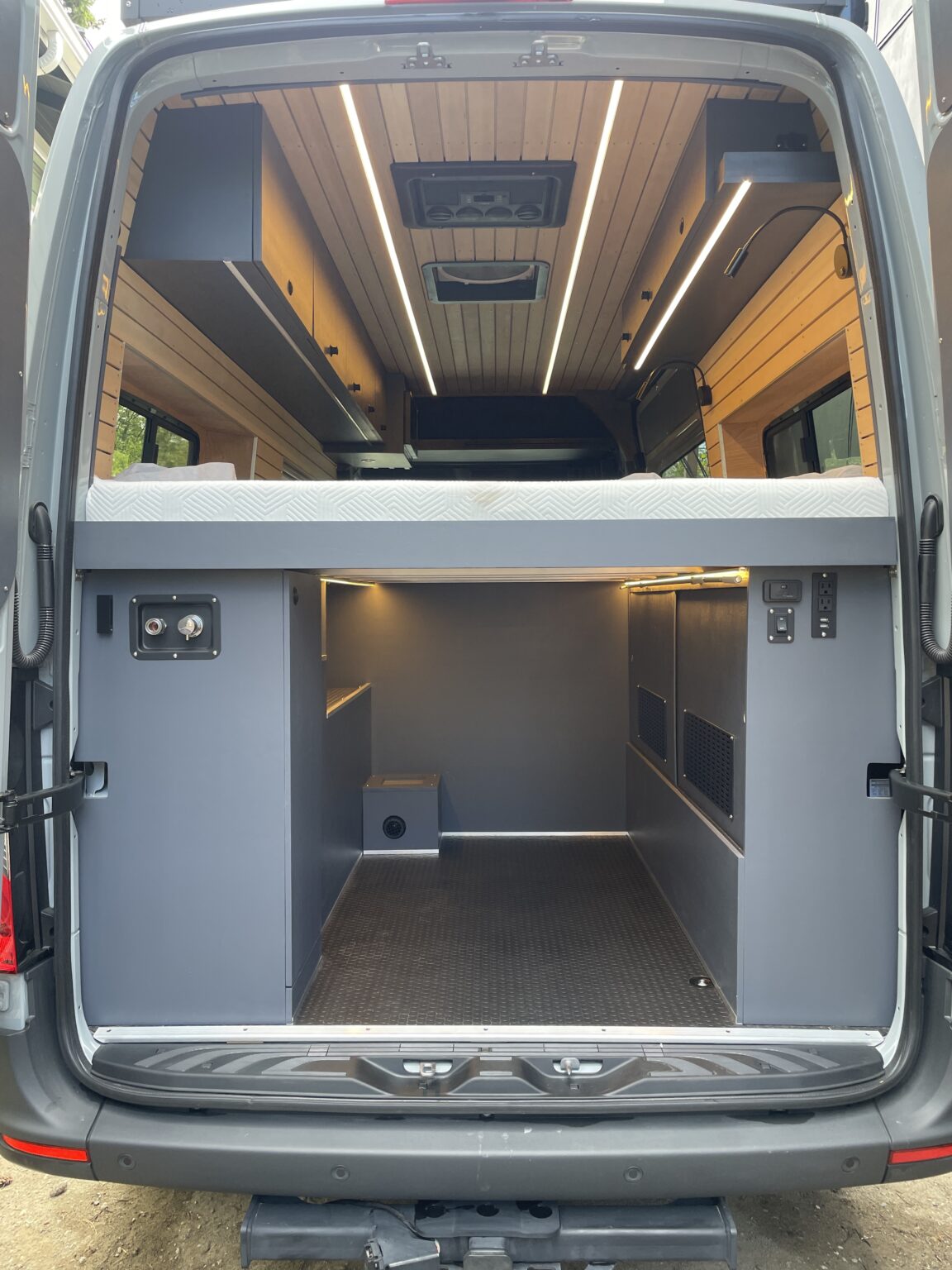 Brand New 2024 Mercedes Sprinter 144 length AWD 12v AC - Vanlife Trader