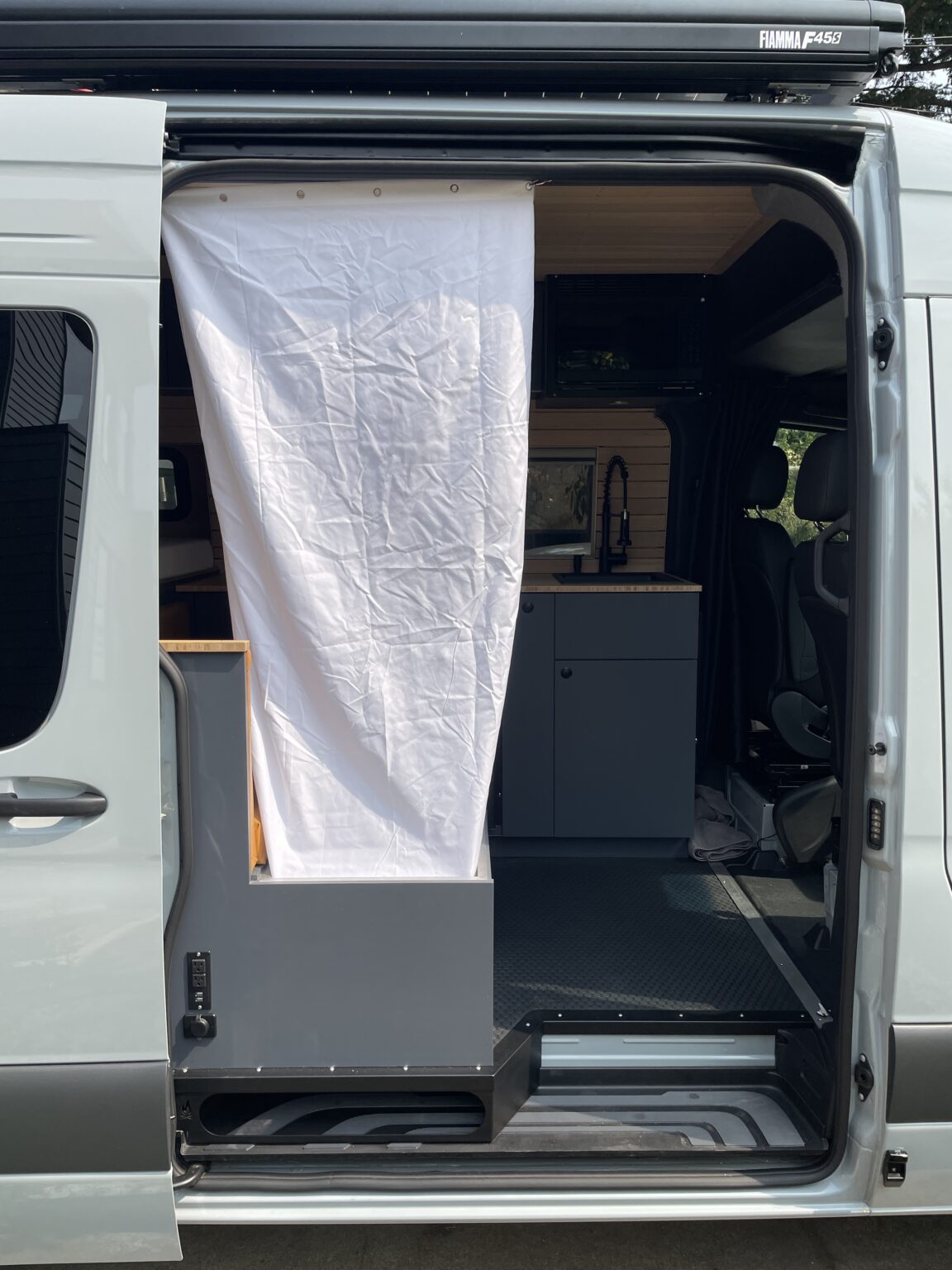 Brand New 2024 Mercedes Sprinter 144 length AWD 12v AC - Vanlife Trader