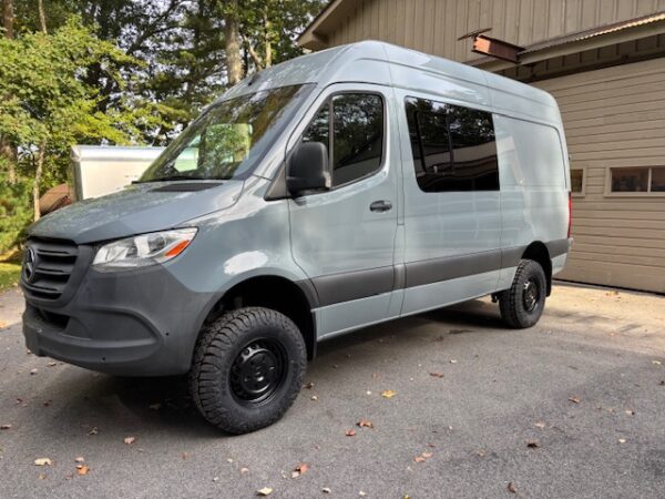 2022 Mercedes Sprinter, high roof, 144 , 4×4 - Vanlife Trader