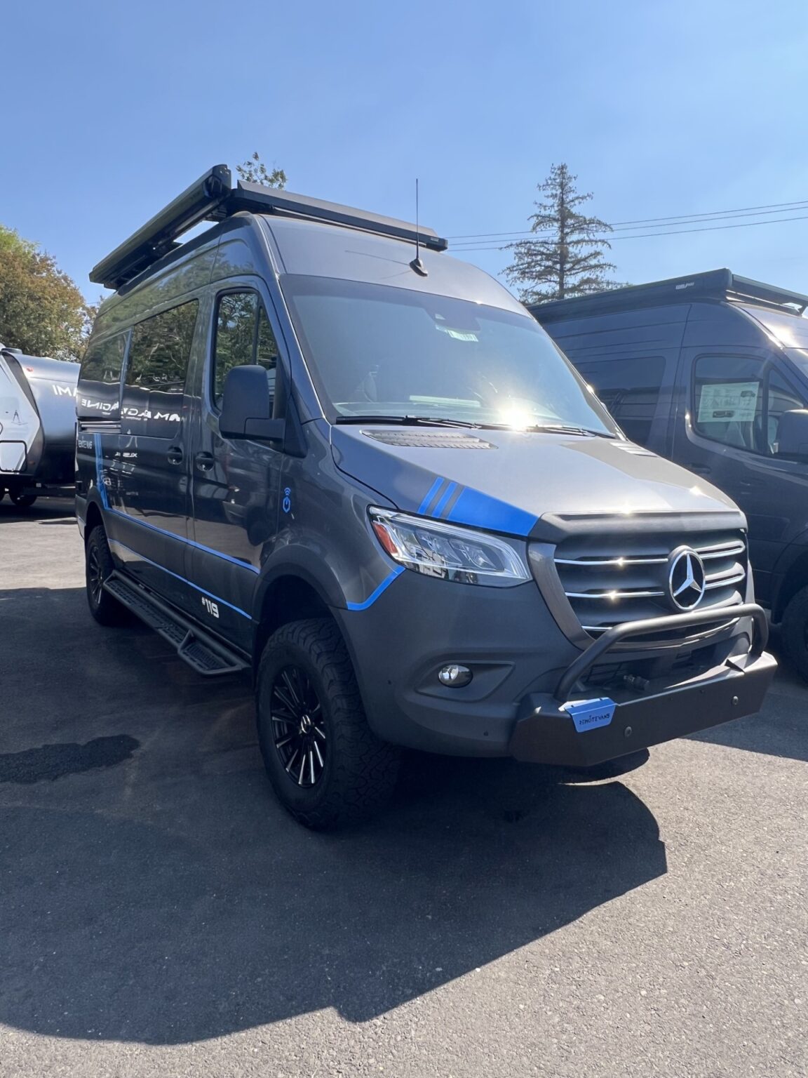 Happy Daze RV - Vanlife Trader