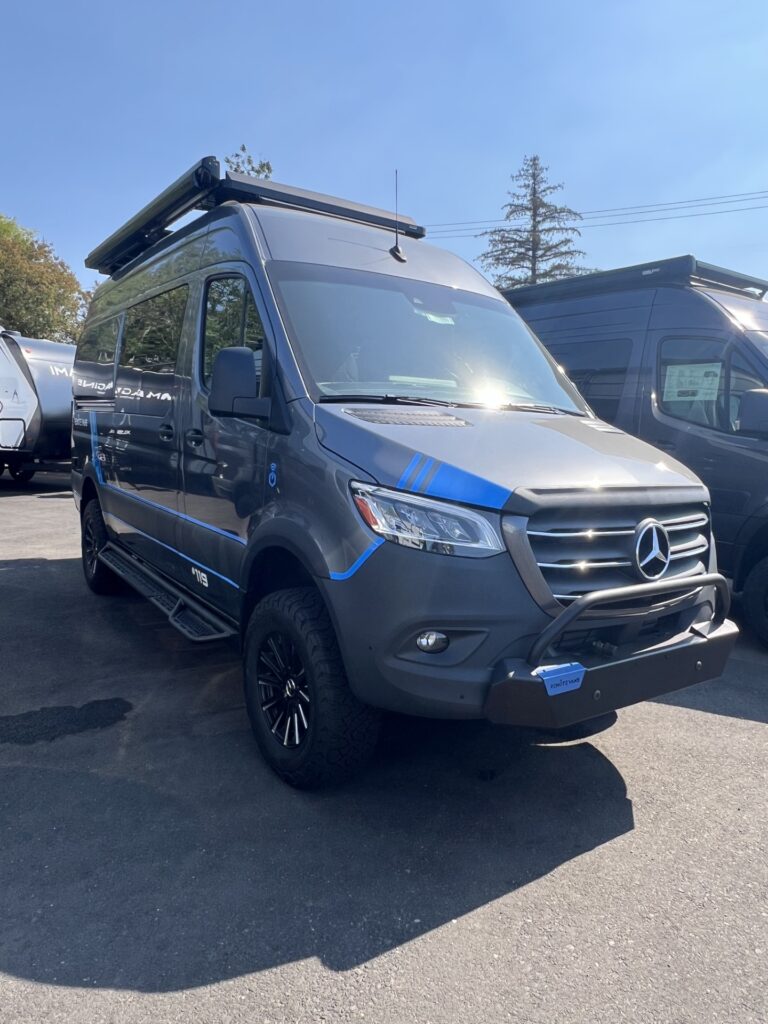 Happy Daze RV - Vanlife Trader