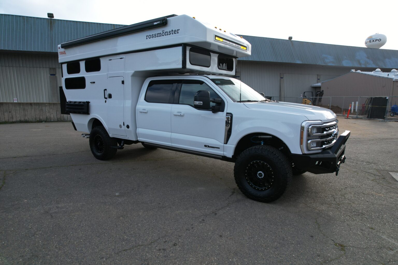 Happy Daze RV - Vanlife Trader