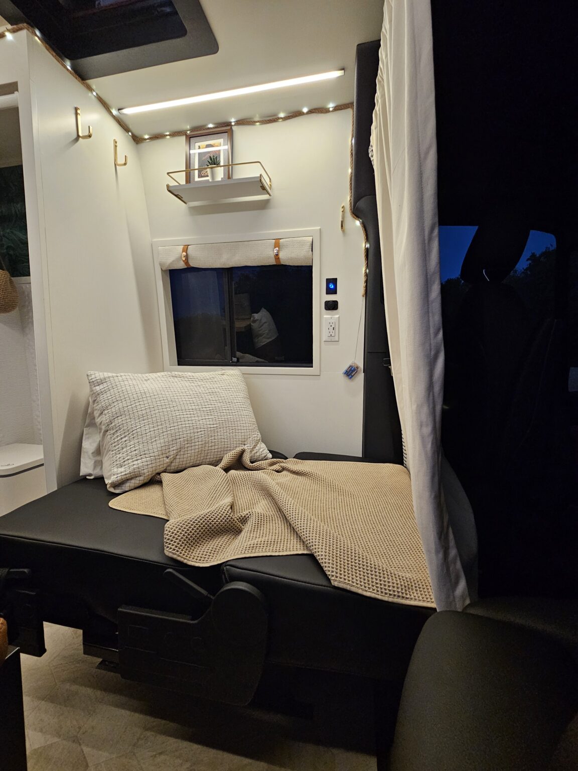 Sprinter 170 Pro Build – ONLY 4,200 MILES – PRICED TO SELL - Vanlife Trader