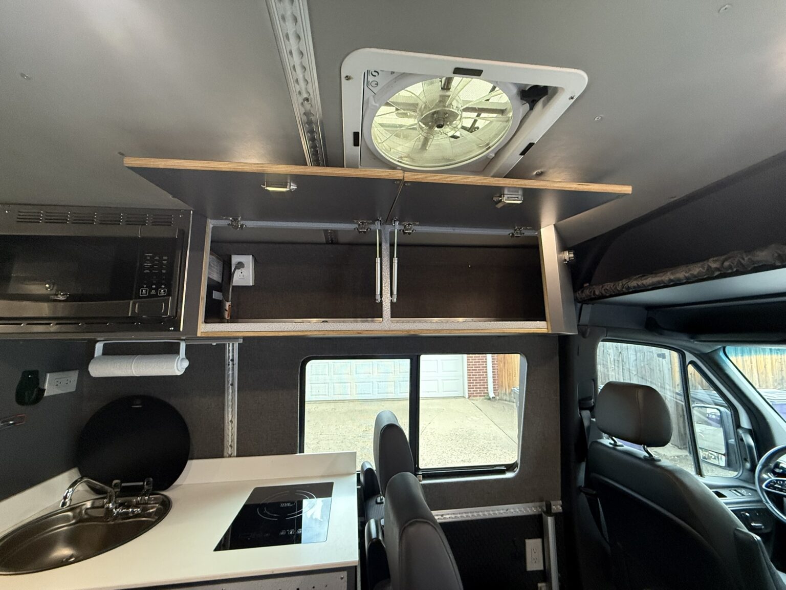 Ultimate Off-Grid Sprinter Van – 3500XD 4×4 Adventure Rig - Vanlife Trader