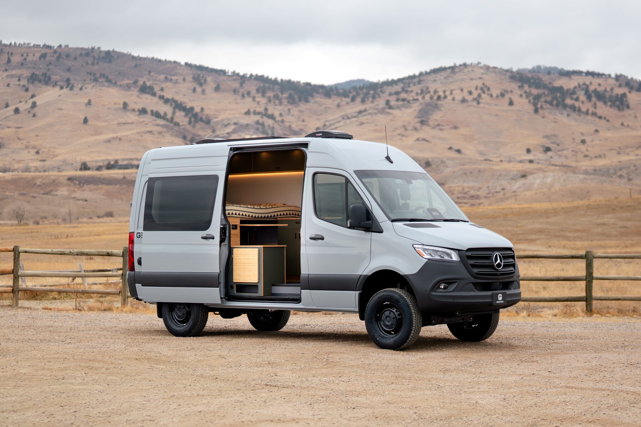 Vanlife Trader - Conversion Vans & RVs for Sale