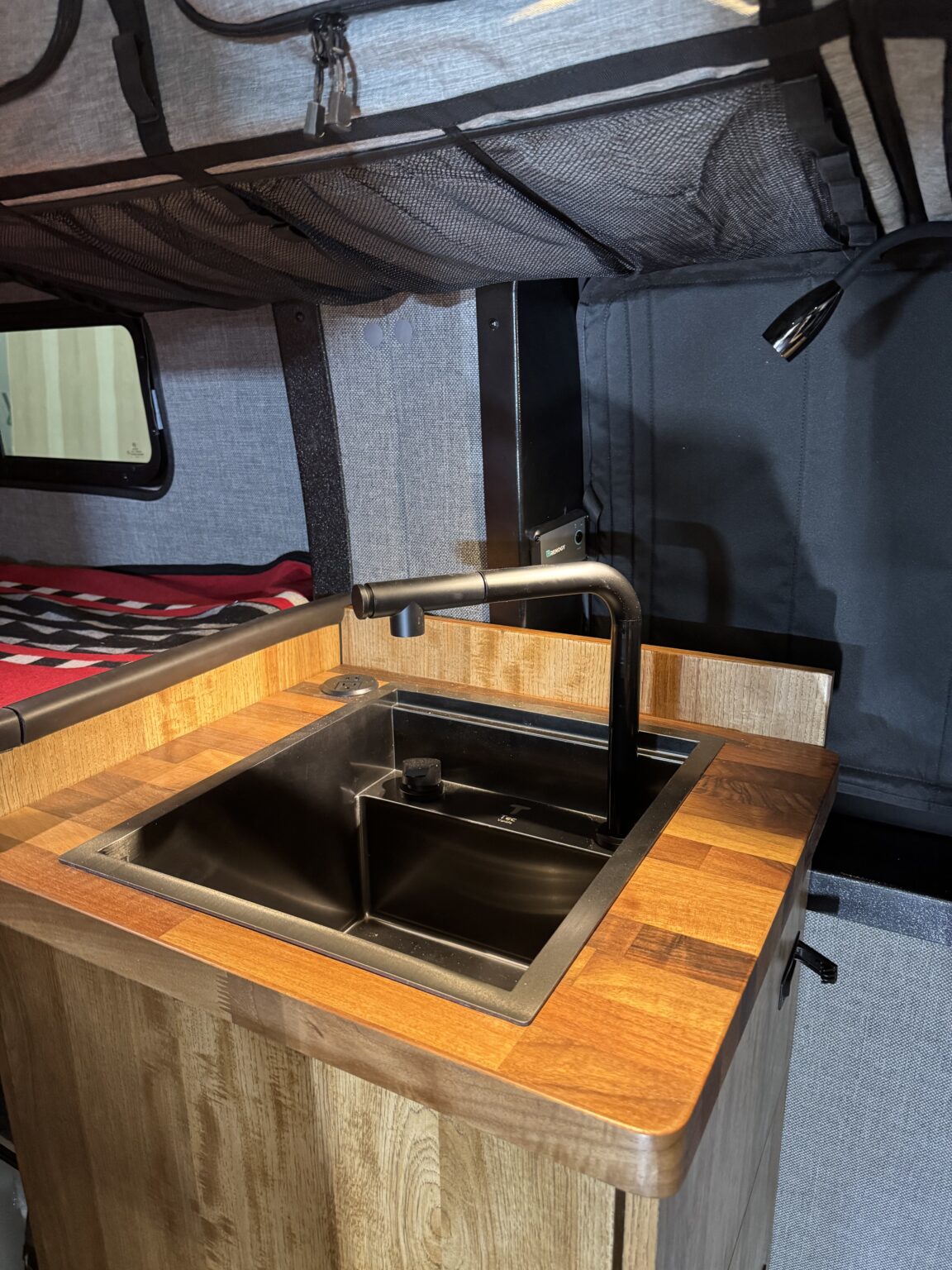 2023 Transit 3.5-liter V6 PFDi MR AWD Builder Demo 300 miles - Vanlife ...