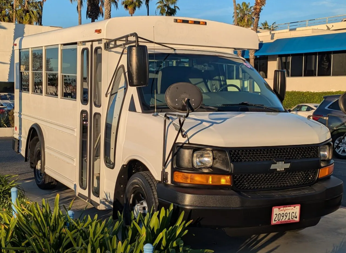 2007 Chevrolet Bus 2WD - Vanlife Trader
