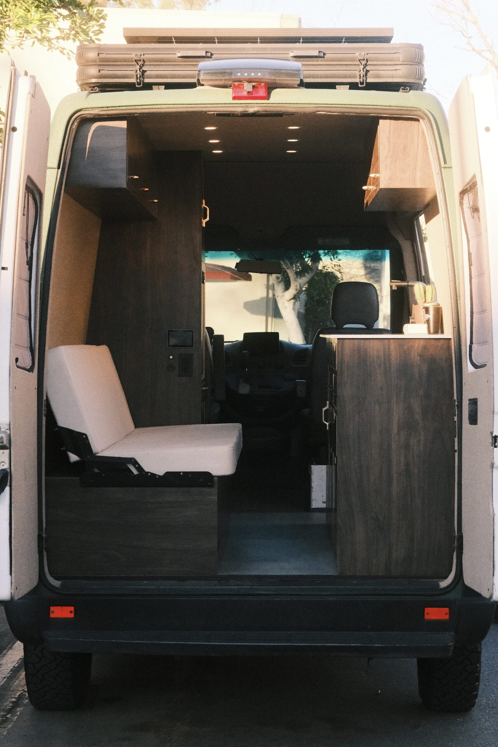 2006 Mercedes Sprinter 118wb - Vanlife Trader