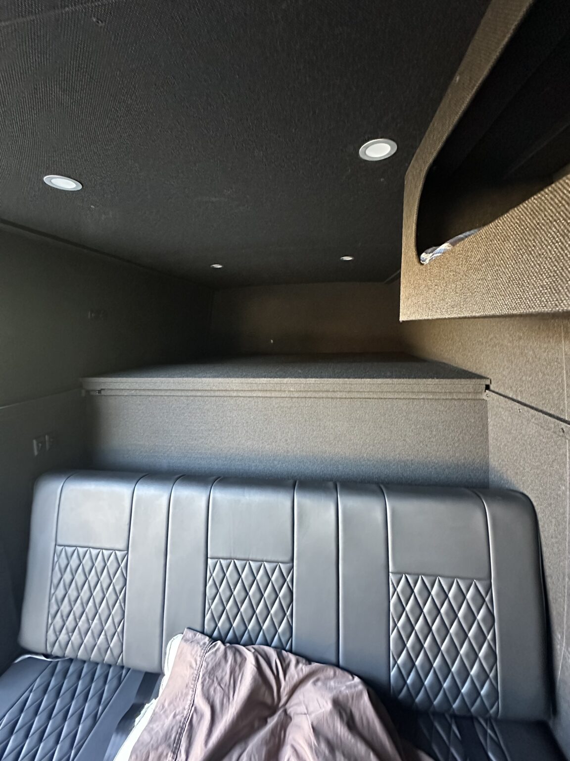 2016 Mercedes Sprinter 4×4 - Vanlife Trader
