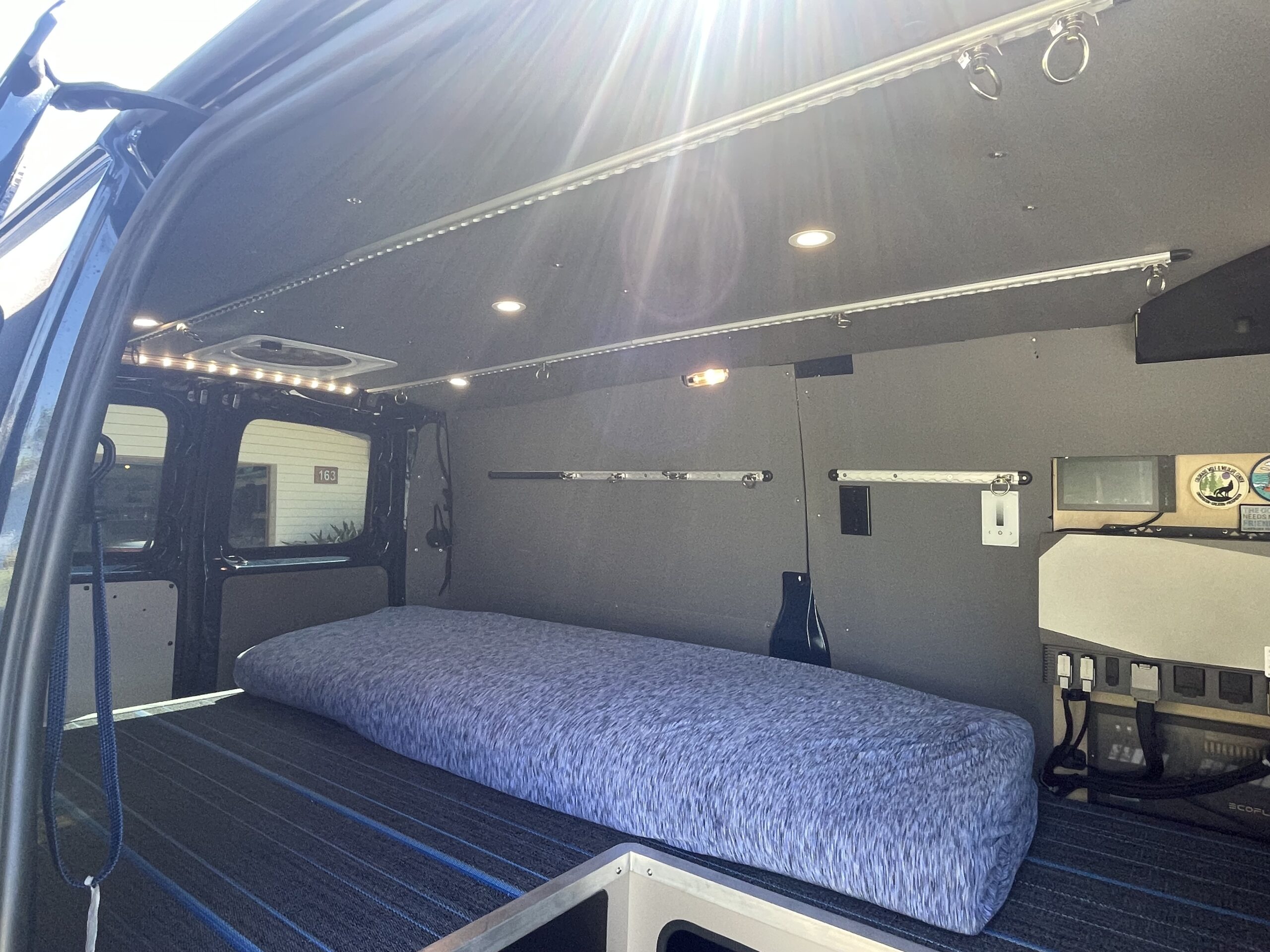 2022 Mercedes Metris 2WD - Vanlife Trader