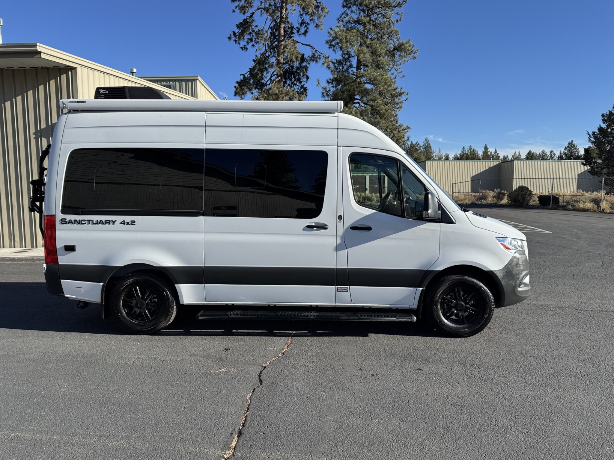 2023 Thor Sanctuary 19p 2WD Only 2k Miles - Vanlife Trader