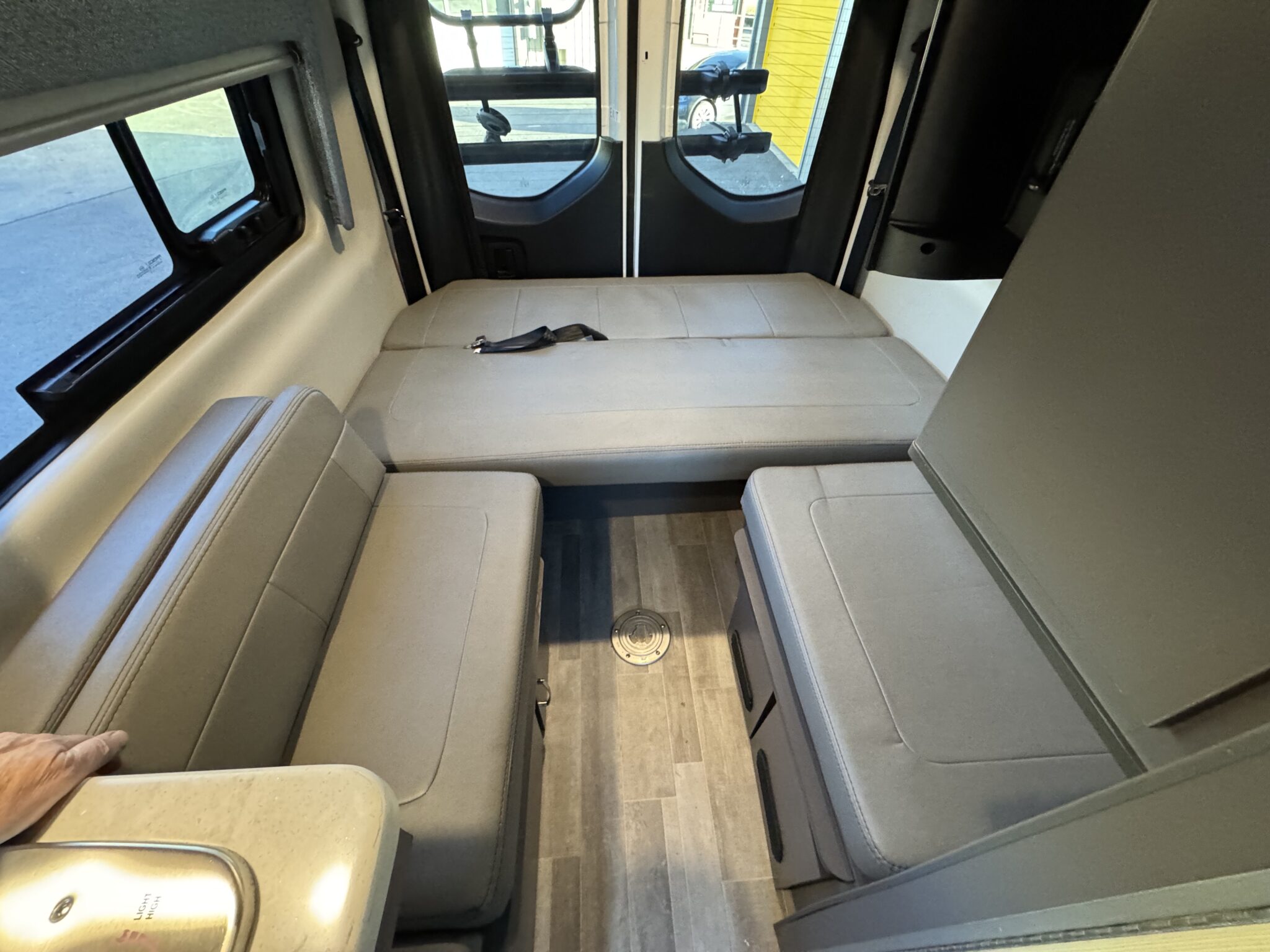 2023 Thor Sanctuary 19p 2WD Only 2k Miles - Vanlife Trader