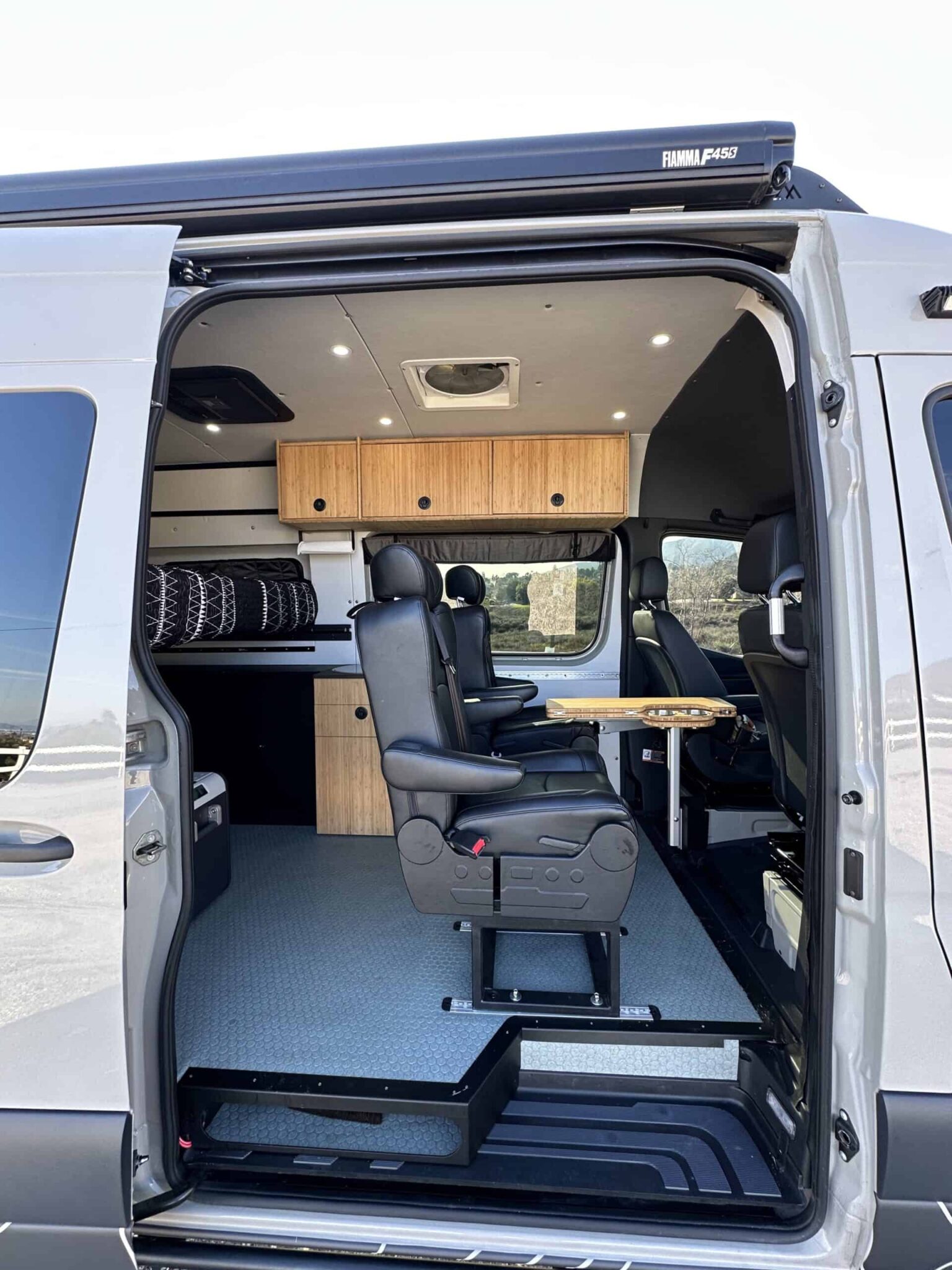 2022 Mercedes Sprinter 4×4 - Vanlife Trader
