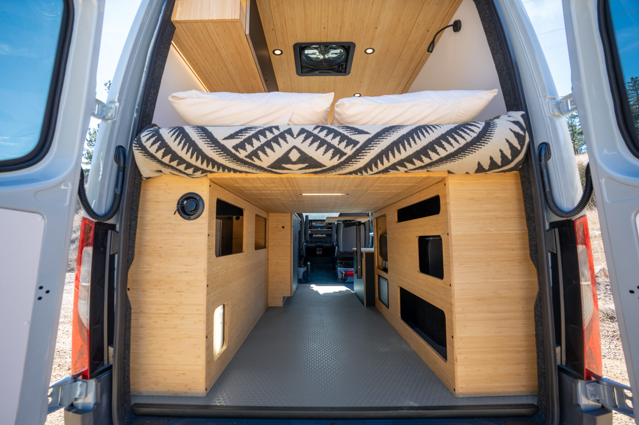 2026 Geotrek Bear Peak Sprinter 144 AWD - Vanlife Trader