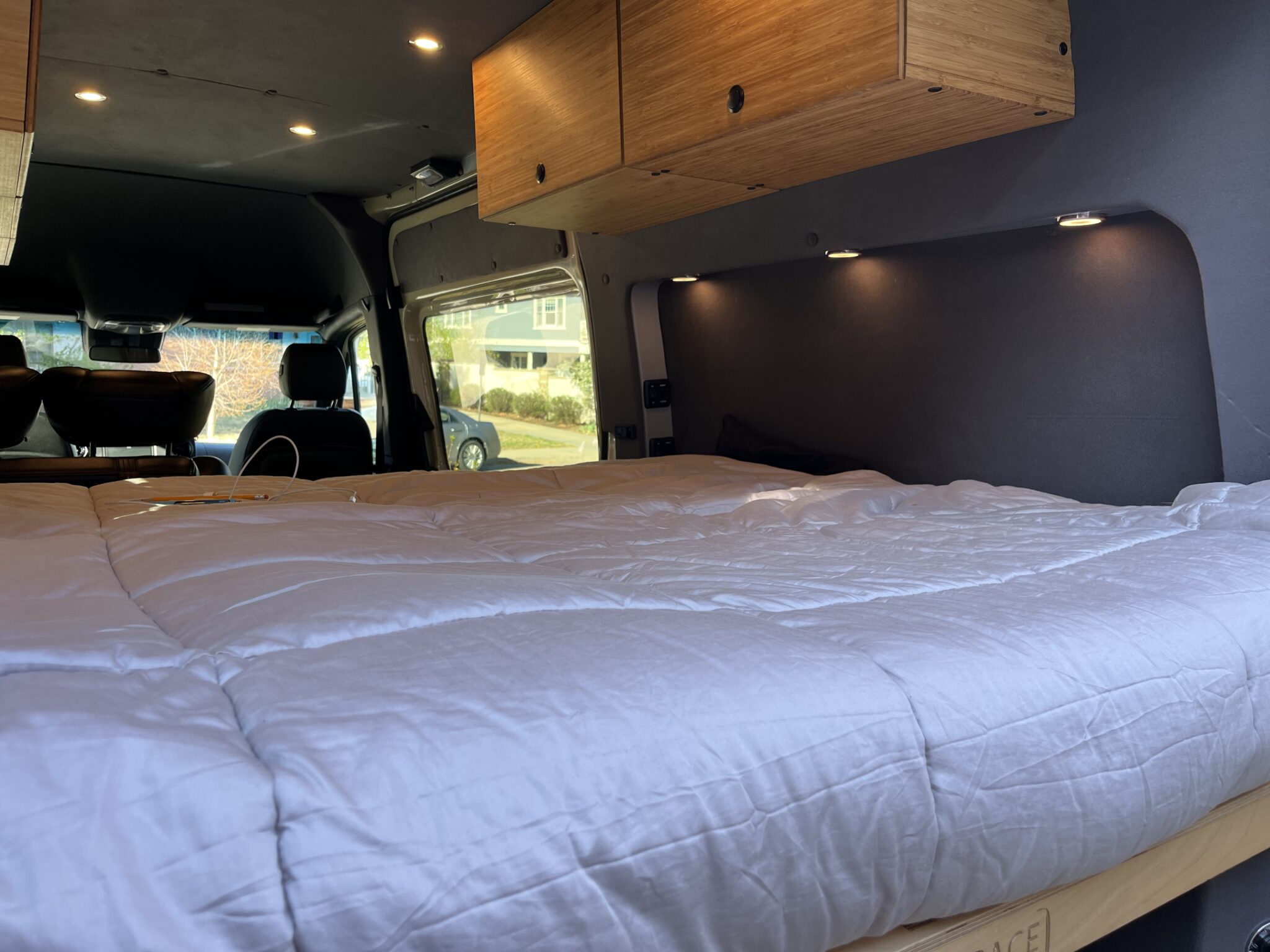 2021 Sprinter 2500 4×4 – 144″ | Converted | Seats 4 | 11,000miles ...