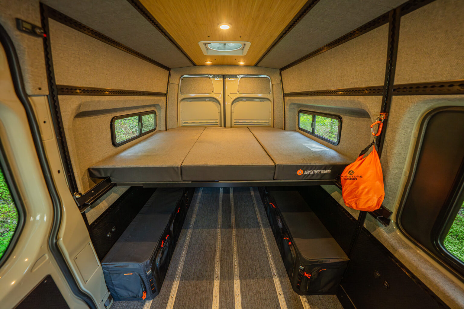 2025 Adventure Wagon RUV S144 715 - Vanlife Trader